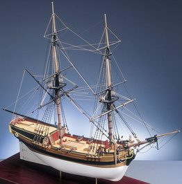 Dřevěné modely lodí - novinka v sortimentu | Astra