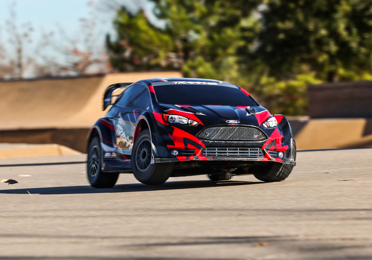 Traxxas Ford® Fiesta® ST Rally BL-2s™ | AWD RC model auta