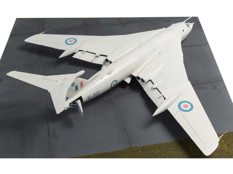 Airfix Handley Page Victor B.Mk.2 (1:72) (AF-A12008) | Astra