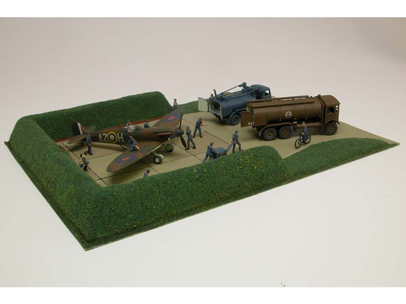 Airfix diorama RAF Battle of Britain Airfield Set (1:76) (AF-A50015 ...