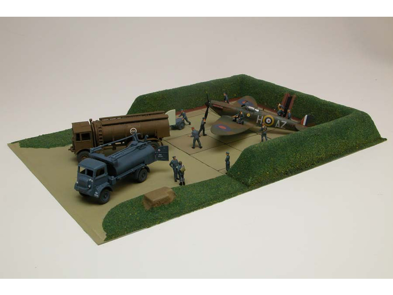 Airfix diorama RAF Battle of Britain Airfield Set (1:76) (AF-A50015 ...