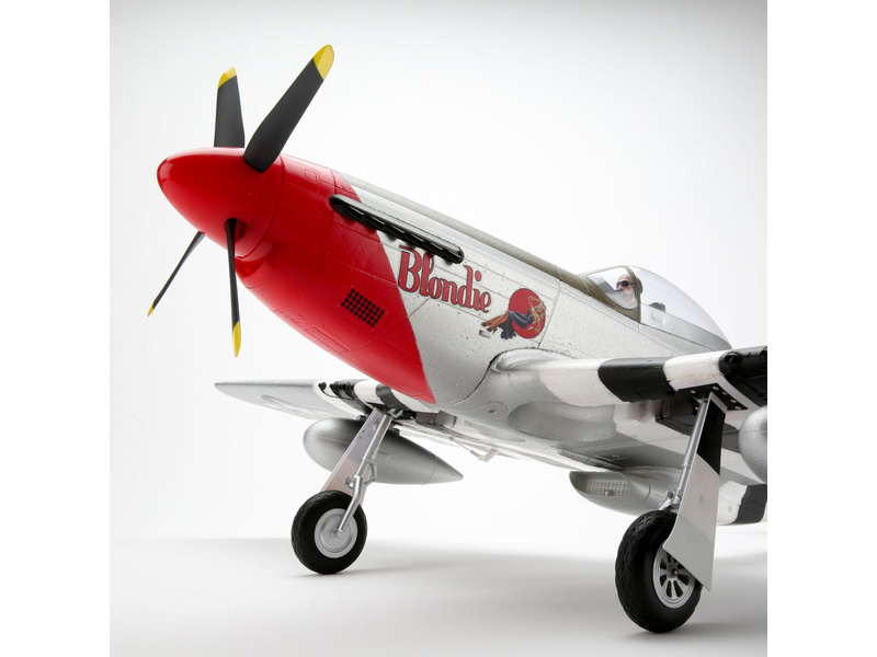E-flite P-51D Mustang 1.2m AS3X BNF Basic (EFL8250) | Astra