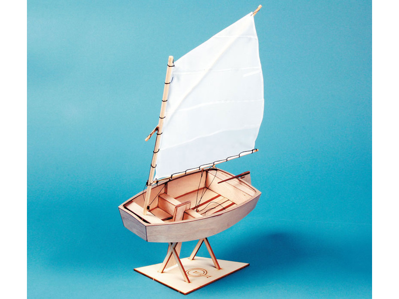 Optimist sailing 1:10 kit (KR-21200) | Astra