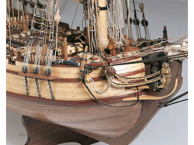 CONSTRUCTO Halifax škuner 1768 1:35 kit (KR-23826) | Astra