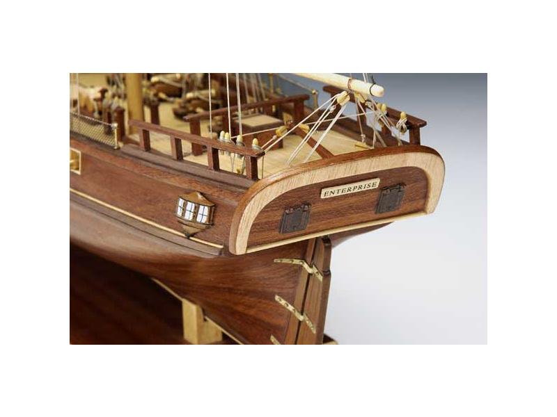 CONSTRUCTO Enterprise škuner 1799 1:51 kit (KR-23837) | Astra