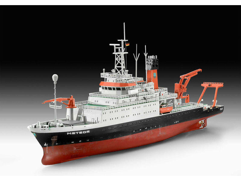 Revell German Research Vessel Meteor (1:300) (RVL05218) | Astra